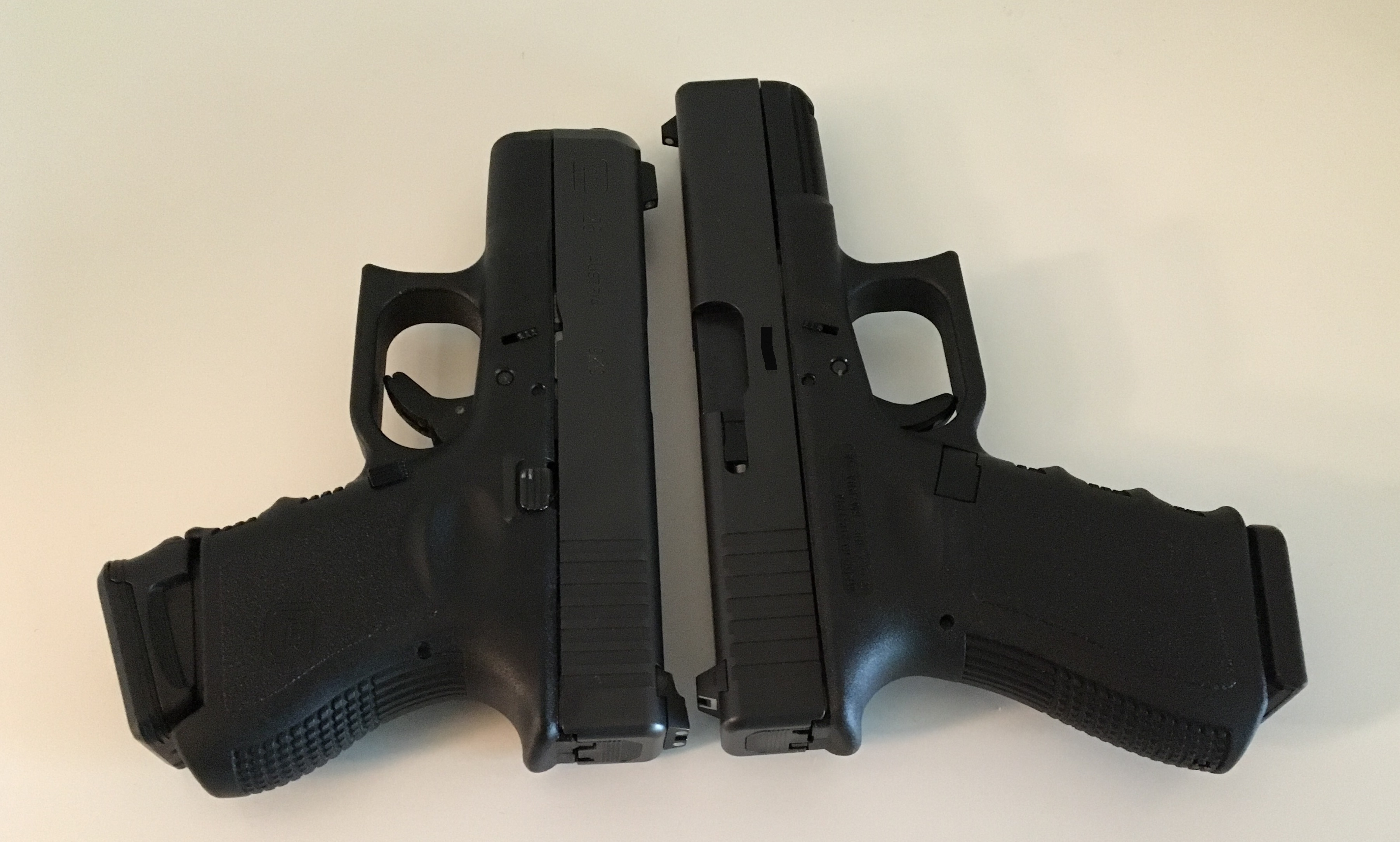 Small Guns and the Performance Compromise – Reflex Handgun