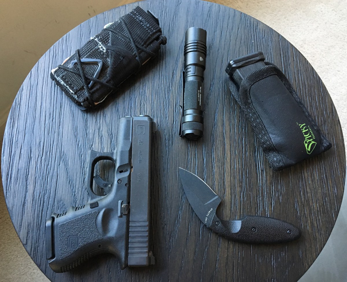 The 5 Essentials of EDC – Reflex Handgun