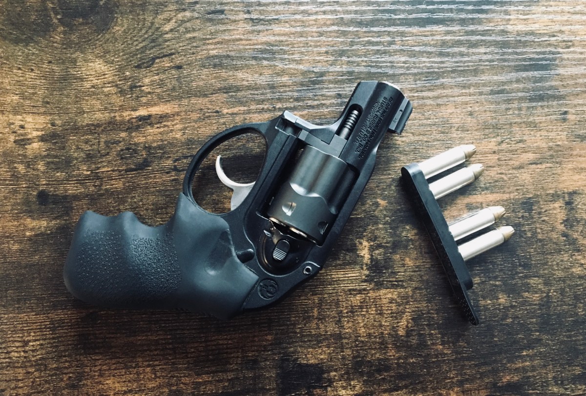 A Complete Guide to the Four-Round Speed Strip Revolver Reload – Reflex ...