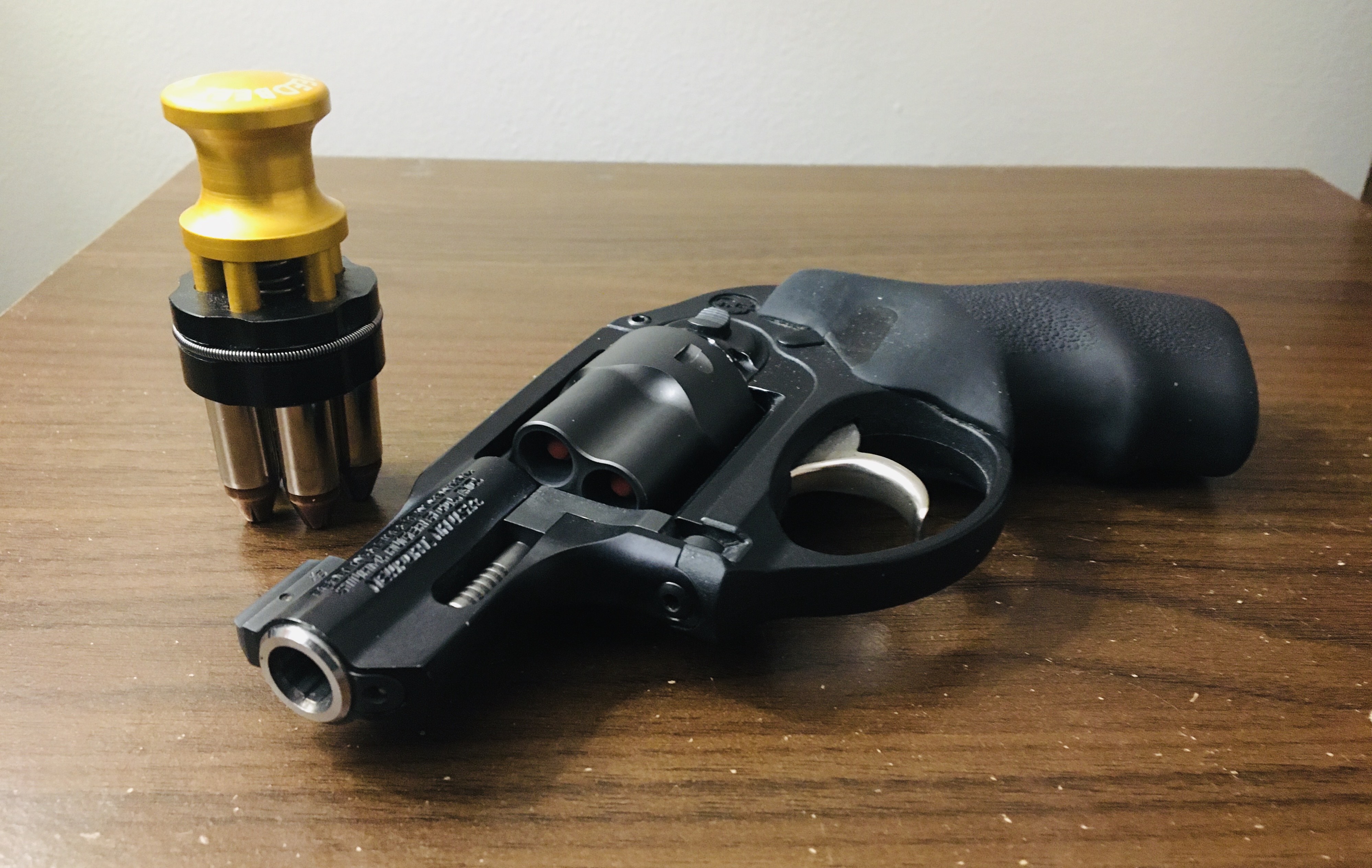 A Guide to the Speedloader Reload – Reflex Handgun